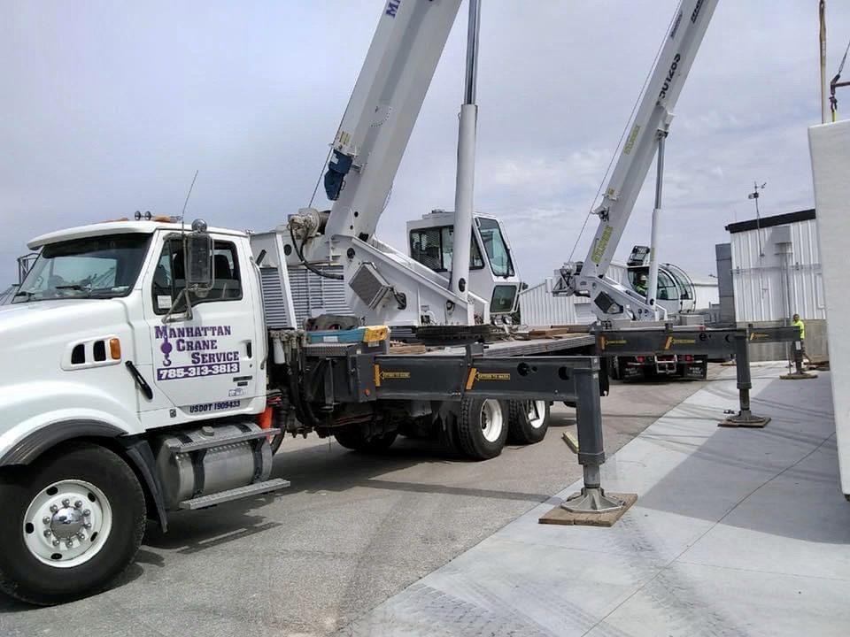 Manhattan Crane Service serves the Flint Hills Region and nearby areas